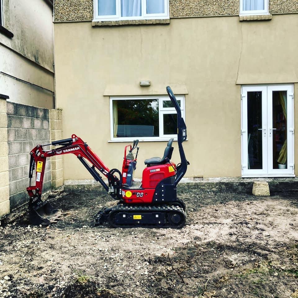Mini Digger Hire Waterlooville - From £85.00 - Excellent Service